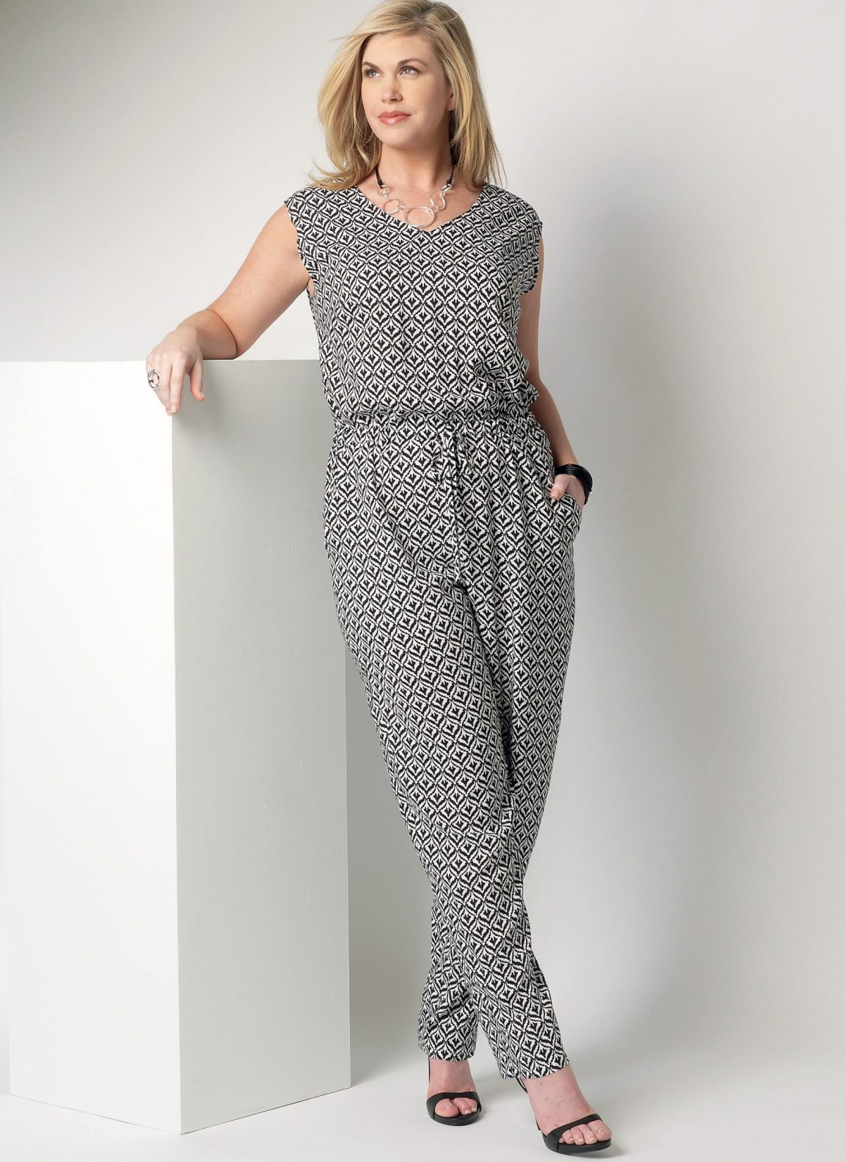 Butterick Sewing Pattern B6224 Women’s Kimono-inspired robe and ...