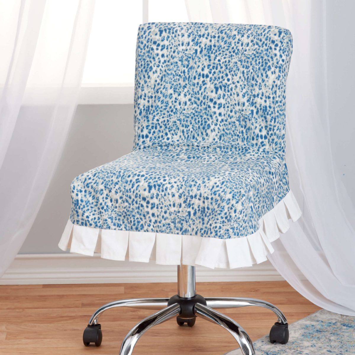 Simplicity Sewing Pattern S9495 Chair Slipcovers - Sewdirect Australia