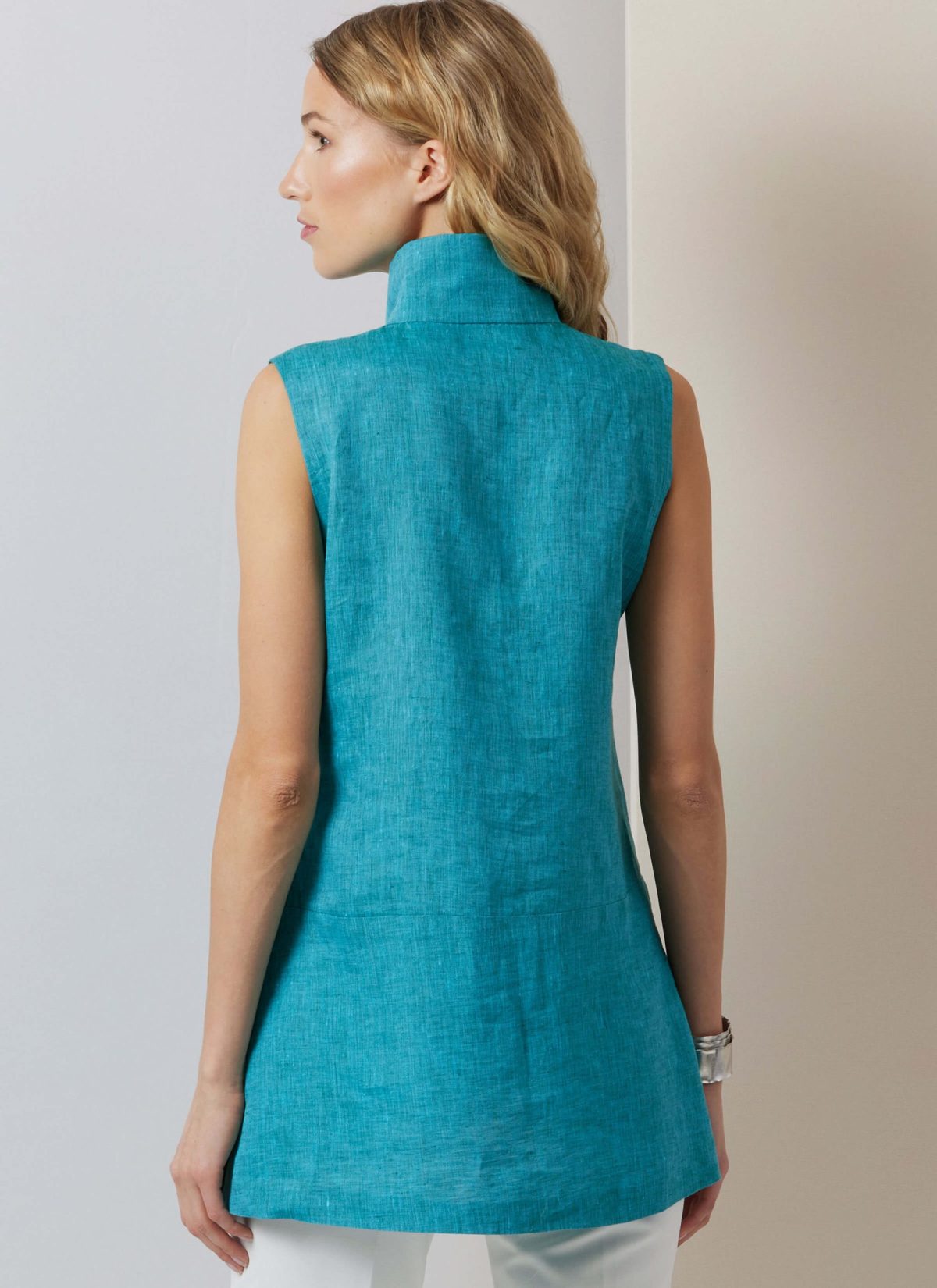 Vogue Patterns V2030 Misses’ Tunics by Marcy Tilton - Sewdirect Australia